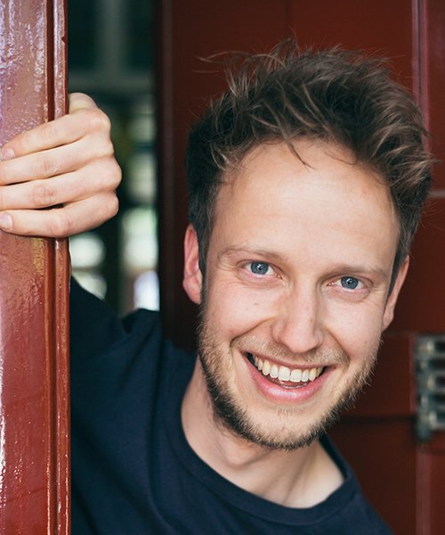 Bram van Beusekom stond met Vlieg eens Vlug (2+) op november 2024 in ...