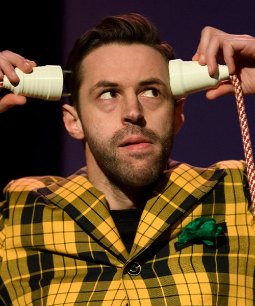 Jahon stond met Verdwalen (4+) op januari 2025 in Theater Ludens ...